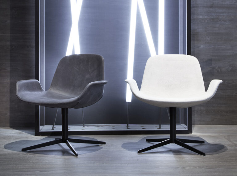 Step Lounge Upholstered | Lounges & Sofas - Tonon